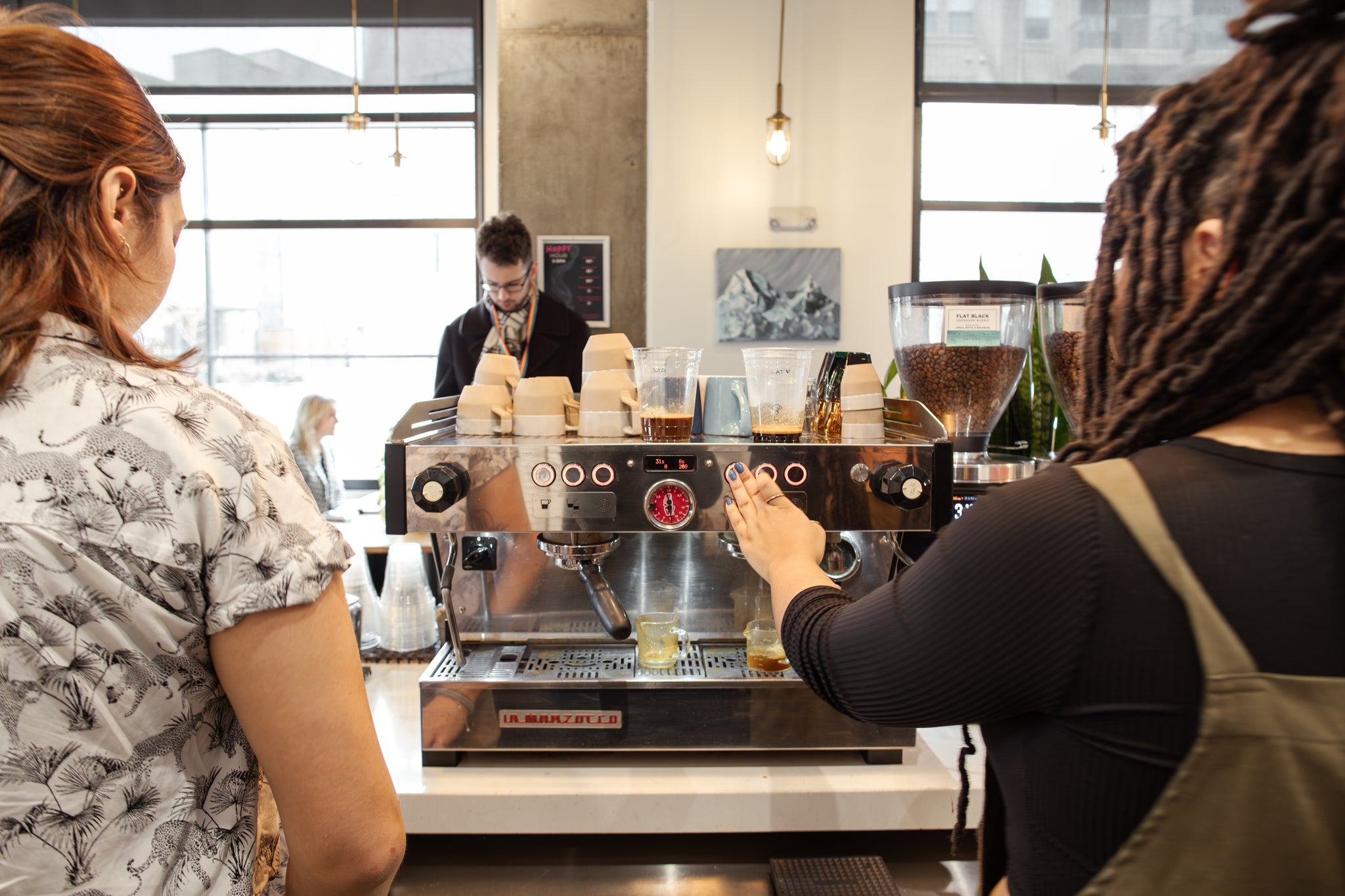 Aurora Local Craft Coffee Shop | Lost Coffee